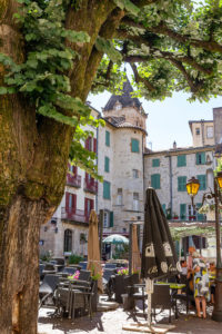 Que faire à Privas et ses environs ? Un week-end sans voiture en centre ...